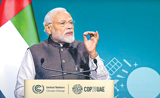 COP28: మానవాళి స్వార్థంతో ప్రపంచానికి పెను చీకట్లే | COP28: PM Narendra ...