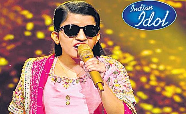 Manuka Paudel: పాడాలి... వినపడుతుంది | Manuka Paudel in Indian Idol ...