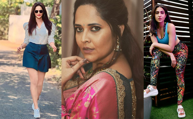 పొట్టి నిక్కర్‌లో సీరియల్ బ్యూటీ.. అనసూయ మాత్రం అలాంటి లుక్! | Jyothi Rai And Anchor Anasuya ...