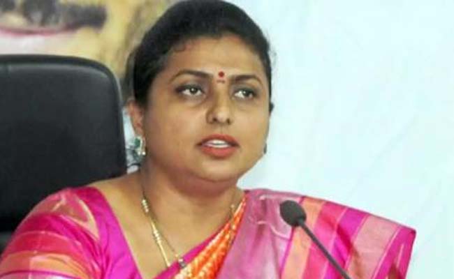 'మందలో ఒకరిగా కాదు.. వందలో ఒకరిగా..' : ఆర్.కే. రోజా | RK Roja Gave An ...
