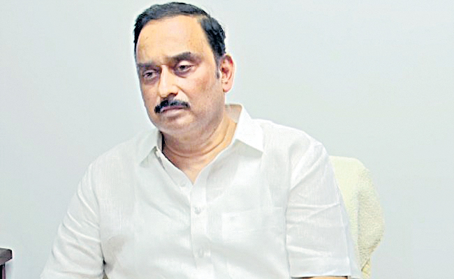 చంద్రబాబు, లోకేశ్‌ దొంగలు | Rayapati Ranga Rao comments on tdp | Sakshi