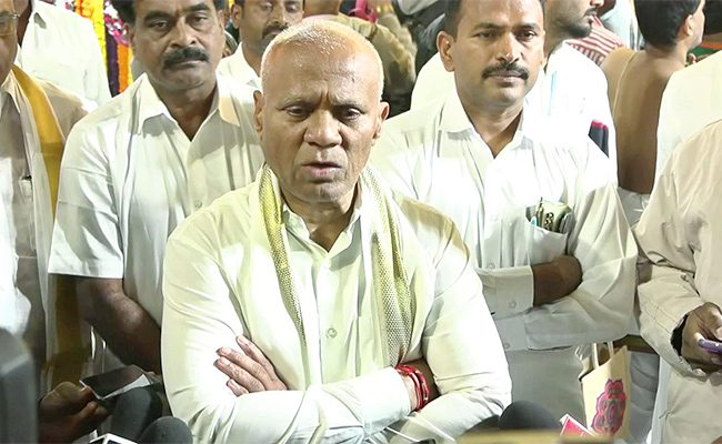 అందుకే ఆర్కియాలజీ సంస్థకు లేఖ రాశాం: టీటీడీ ఈవో | Ttd Eo Dharma Reddy ...