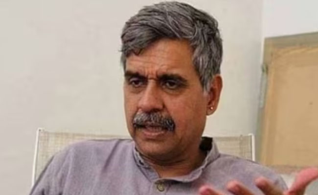 తీహార్‌ జైళ్లో పుట్టిన పార్టీ ఆప్‌: కాంగ్రెస్‌ | Bitter War Of Words ...