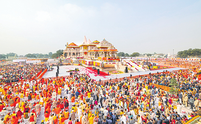 Ayodhya Ram Mandir: వైభవోజ్వల ప్రాణప్రతిష్ట | Ayodhya Ram Mandir: Ram Lalla ascends to his ...