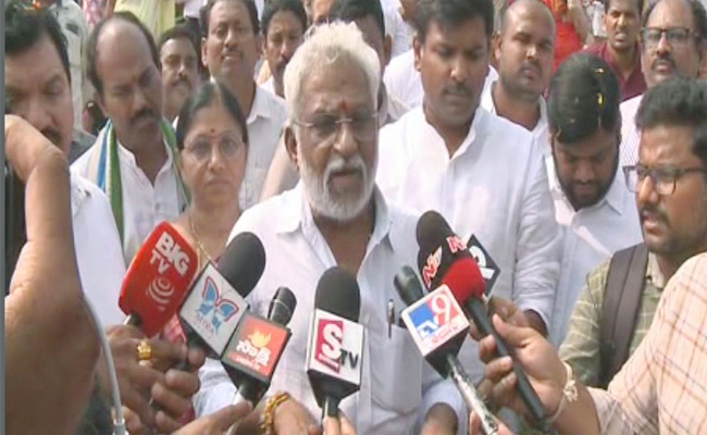 కాంగ్రెస్‌లోకి షర్మిల.. వైవీ సుబ్బారెడ్డి కీలక వ్యాఖ్యలు | YV Subba Reddy Reaction On YS ...