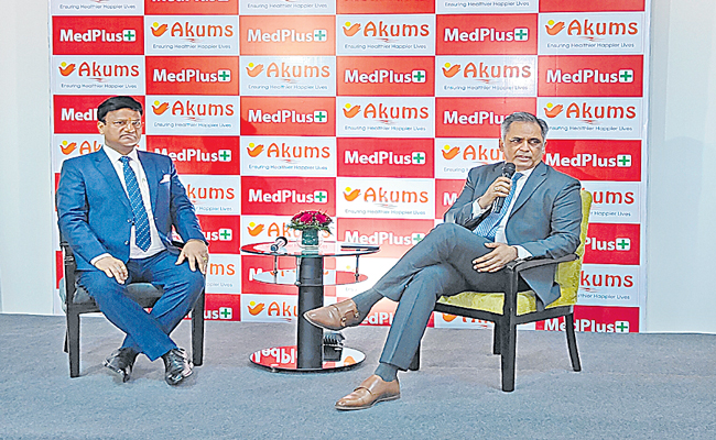 జనరిక్స్‌పై మెడ్‌ప్లస్‌... మరింత ఫోకస్‌ | MedPlus Launches Store ...