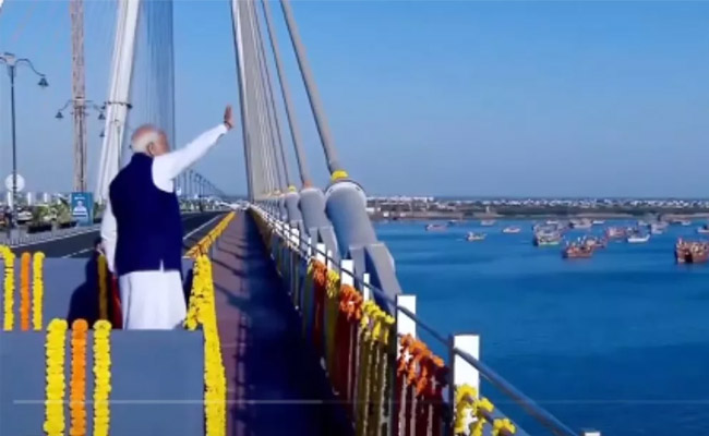 సుదర్శన్‌ సేతును జాతికి అంకితం చేసిన ప్రధాని మోదీ! | Prime Minister ...