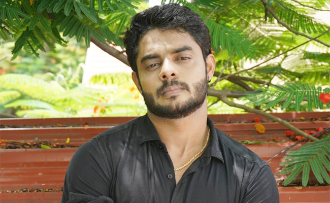 సినిమా పిచ్చితో నేవీ ఉద్యోగాన్ని వదిలేసిన నటుడు.. | Dasarathi ...