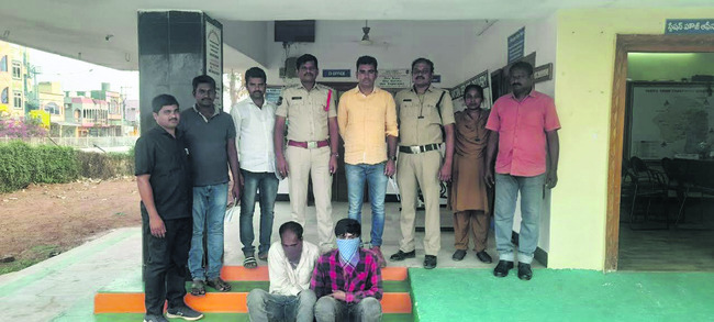 61 కేజీల గంజాయి స్వాధీనం | - | Sakshi