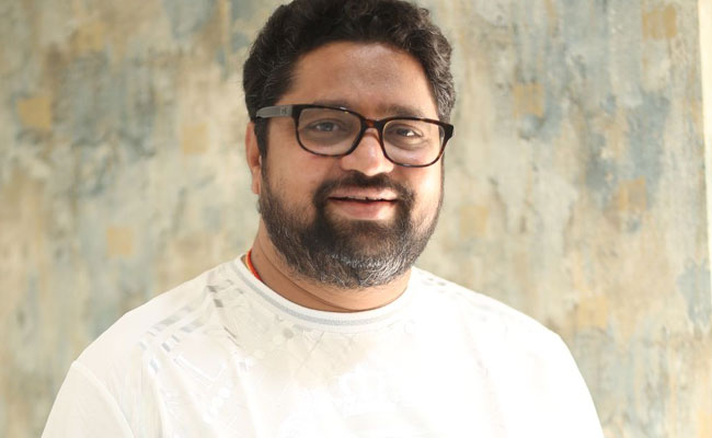 స్టార్‌ హీరోతో పాన్‌ ఇండియా సినిమా చేయబోతున్నాను: రాజేష్‌ దండా | Rajesh ...