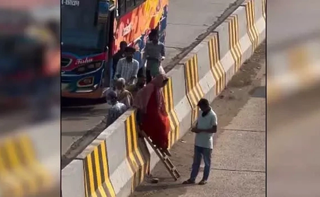 ఈజీ మనీ, క్రేజీ బోయ్‌: ఈ వీడియో చూస్తే మీకు పిచ్చెక్కుద్ది! | Some ...