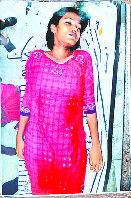 నమ్మించి.. వంచించి.. బెదిరించి! | - | Sakshi