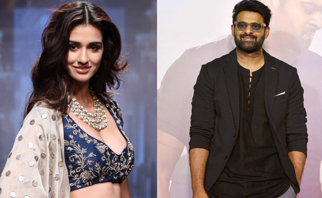 ఇటలీ బీచ్‌లో ప్రభాస్‌, దిశాపటానీ | Prabhas And Disha Patani Shooting In ...