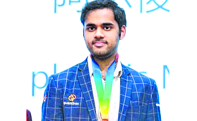 అర్జున్‌కు మూడో స్థానం | Third place for Arjun | Sakshi