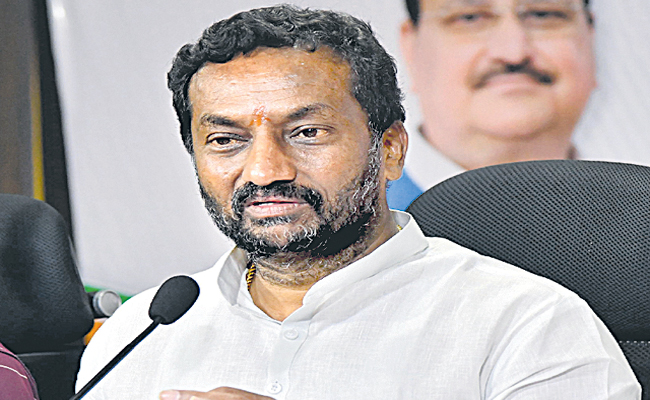 2014 నుంచి ట్యాపింగ్‌లపై విచారణ జరిపించాలి: రఘునందన్‌రావు | BJP Leader ...