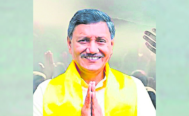 అసైన్డ్‌ అని తెలిసే ఆ భూమిని కొన్నారు | Hyderabad CCS Police Serve ...