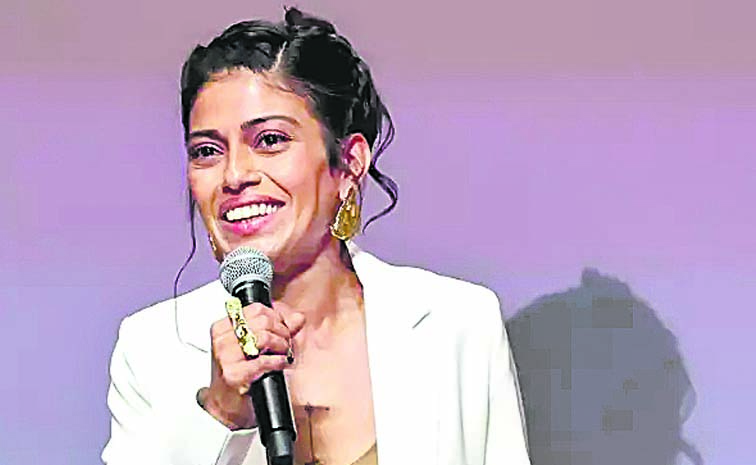 కాన్స్‌లో అనసూయకు ఉత్తమ నటి అవార్డు | Anasuya Sengupta First Indian to ...