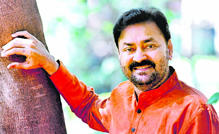 ప్రేక్షకుల గుర్తింపే పెద్ద అవార్డుతో సమానం: నటుడు ఆనంద చక్రపాణి ...