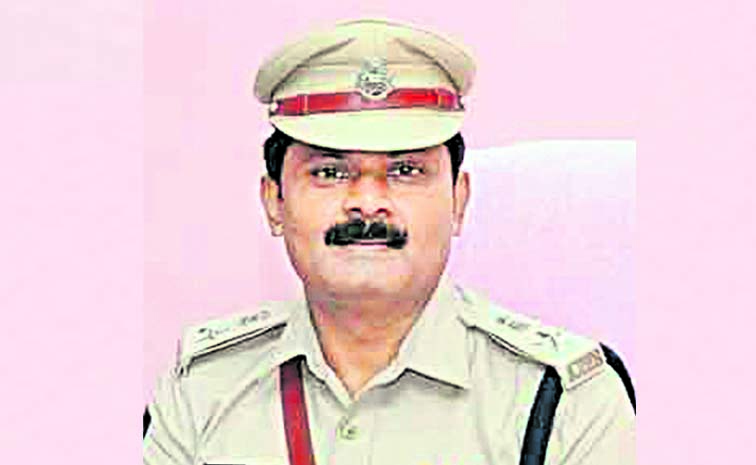 కౌంటింగ్‌ ముంగిట మరో కుట్ర | Suddenly Posting For AR Damodar | Sakshi