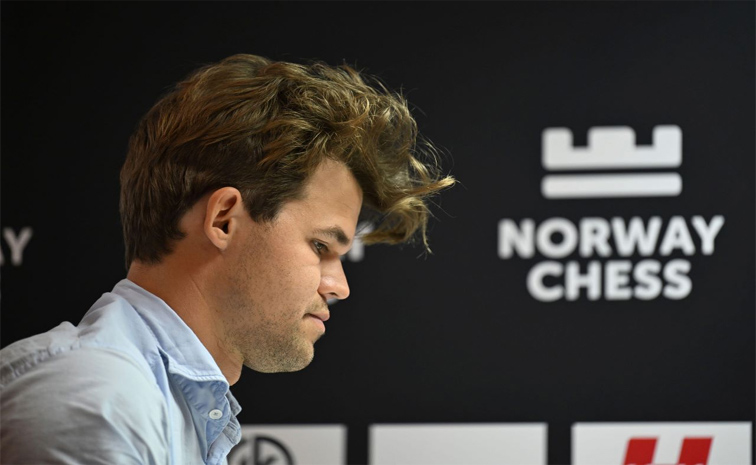 నార్వే చెస్ టోర్నీ విజేతగా కార్ల్సన్.. | Magnus Carlsen claims ... నార్వే చెస్ టోర్నీ విజేతగా కార్ల్సన్.. | Magnus Carlsen claims ...