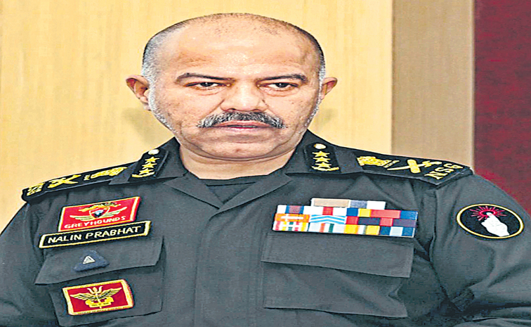 జమ్మూకశ్మీర్‌ స్పెషల్‌ డీజీపీగా నళిన్‌ ప్రభాత్‌ | IPS officer Nalin Prabhat appointed new Jammu ...