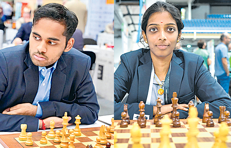 భారత జట్ల ‘హ్యాట్రిక్‌’ | Third win in a row in Chess Olympiad | Sakshi