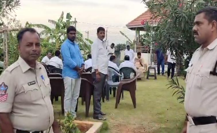 చంద్రబాబుది నియంతృత్వ పాలన: వైఎస్సార్‌సీపీ ఎమ్మెల్యే ఆకేపాటి | YSRCP ...