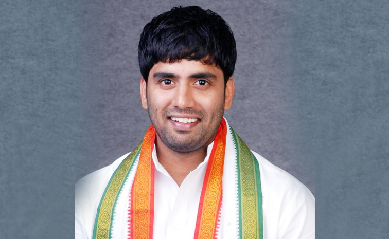 ‘జన్వాడ ఫామ్‌హౌజ్‌’ అంటేనే వివాదం: ఎంపీ అనిల్‌ యాదవ్‌ | MP Anil Kumar ...