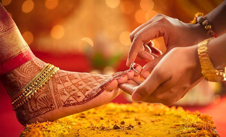 ట్రెండ్‌: 12 రోజుల్లో పెళ్లి.. పది నిమిషాల్లోనే ముగించేశారు! | Modern ...