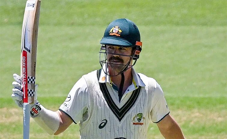 'గిల్‌క్రిస్ట్‌లా అతడు బ్యాటింగ్‌ చేస్తున్నాడు.. కానీ ఇప్పుడే వద్దు ...