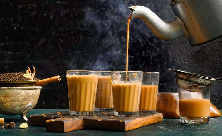 ఏ చాయ్.. చటుక్కున తాగరా భాయ్ | International Tea Day: Health Benefits ...