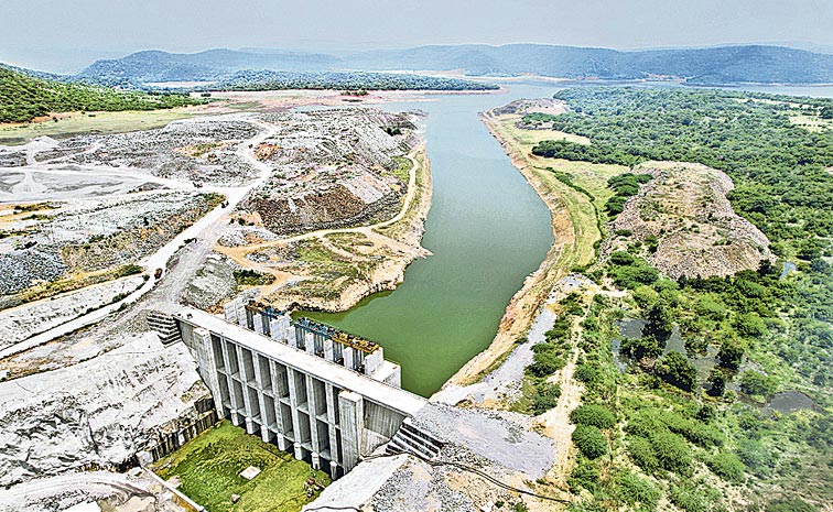 ‘పాలమూరు’పై నీలినీడలు | Palamuru and Ranga Reddy project water ...