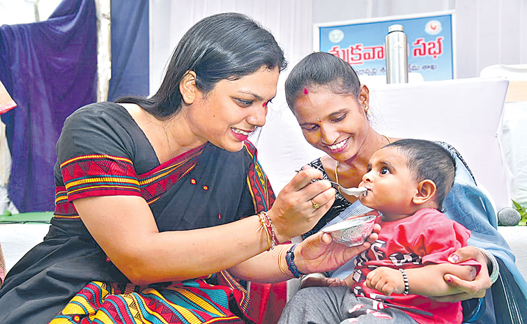 సీ ఫర్‌ కలెక్టర్‌... సీ ఫర్‌ క్రియేటివిటీ | Karimnagar Collector Pamela ...