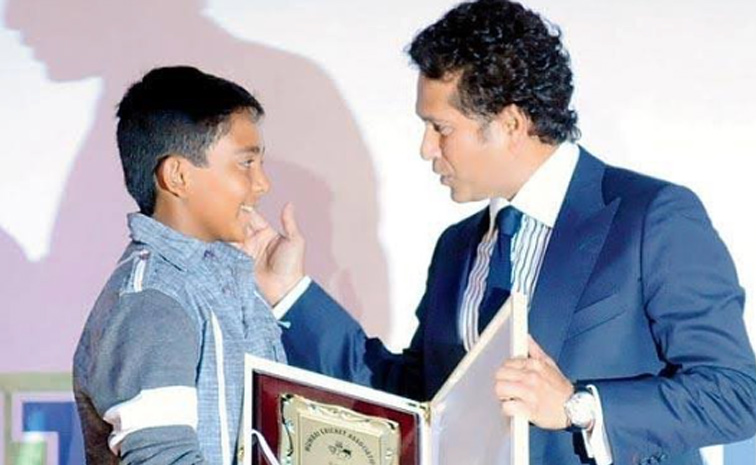 తల్లి లేదు.. తండ్రికి వ్యాపారంలో నష్టం.. ఒక్కసారిగా డబ్బు రాగానే.. | He ...