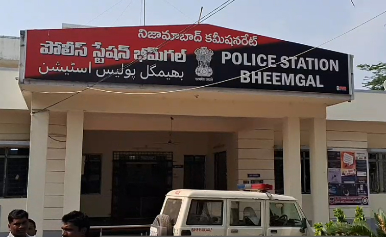 ‘ఈ పోలీసుల టార్చర్‌కి చావాలనిపిస్తోంది’ | Harassment Allegations On ...