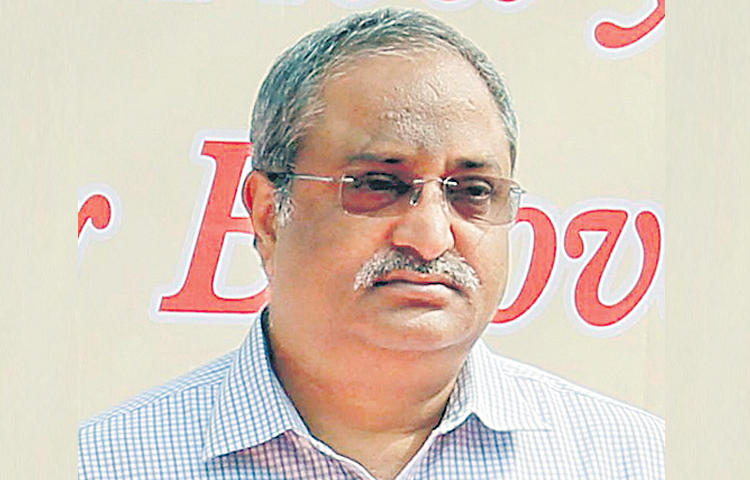 జగన్‌ను కమ్మవాళ్లు అడ్డుకోవాలి | Controversial comments by retired IPS ...