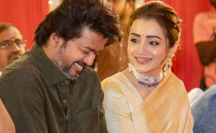 విజయ్‌తో చేయి కలిపేందుకు అడుగులేస్తున్న త్రిష | Trisha Krishnan ...