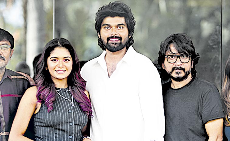 యాక్షన్‌... థ్రిల్‌ | Akash Murali Premistava movie Trailer launch | Sakshi