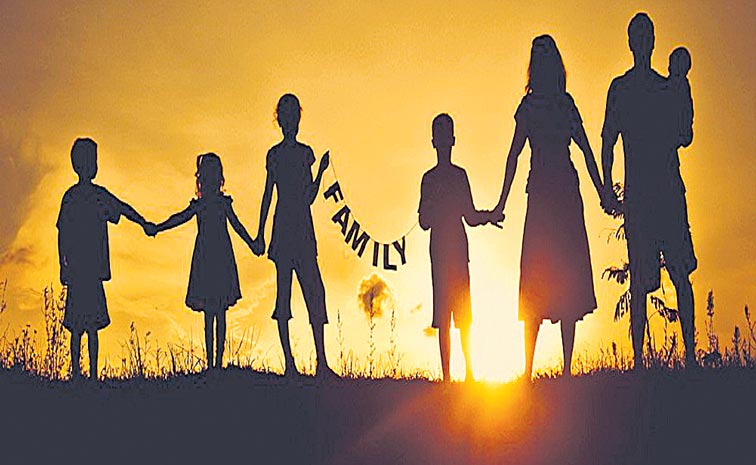 కుటుంబానికే ఓటు! | 78 pc employees in India aim for prioritising family ...