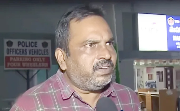 ఇంటూరి రవికిరణ్‌పై ప్రకాశం జిల్లా పోలీసుల దురుసు ప్రవర్తన | Parchur ...