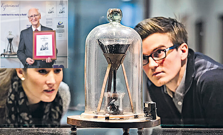 సెంచరీకి చేరువలో సైన్స్‌ ప్రయోగం | Pitch Drop Experiment | Sakshi