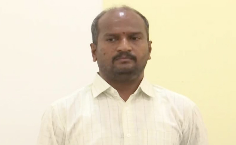 వైఎస్‌ అవినాష్‌రెడ్డి పీఏ రాఘవరెడ్డి అరెస్ట్‌ | MP YS Avinash Reddy PA ...