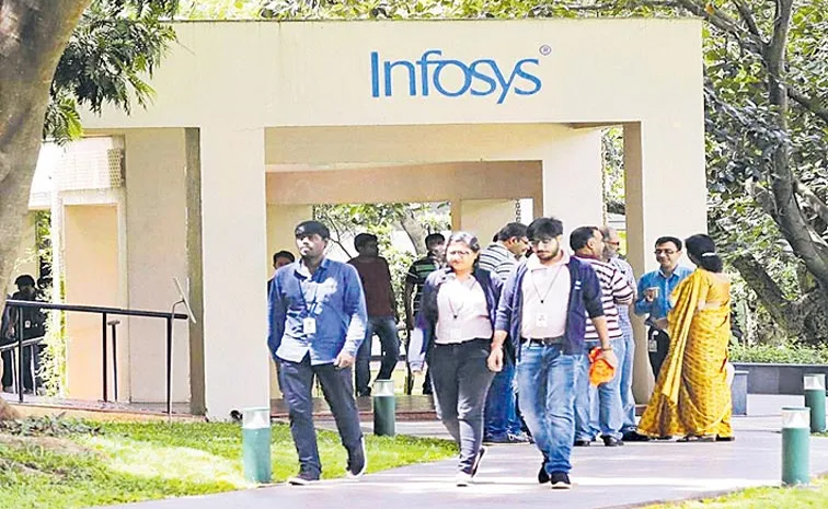 ఇన్ఫోసిస్‌లో 20,000 నియామకాలు! | Infosys Announced Plans To Hire Over ...