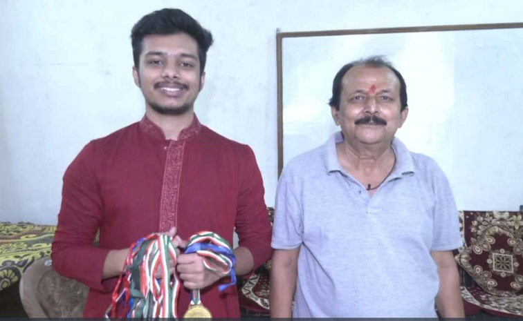 నీట్‌లో 720/720.. ధోనీతో లింక్‌.. ‘మానవ్‌’ సక్సెస్‌ స్టోరీ | Manav ...