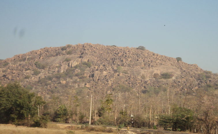 మల్లన్నగుట్టే.. చిన్న శ్రీశైలం | Nidhanpally mallanna gutta temple ...