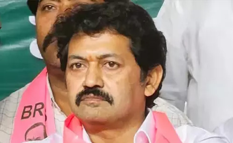 మొయినాబాద్‌ పీఎస్‌లో బీఆర్‌ఎస్‌ ఎమ్మెల్సీ.. | BRS MLA pochampally ...