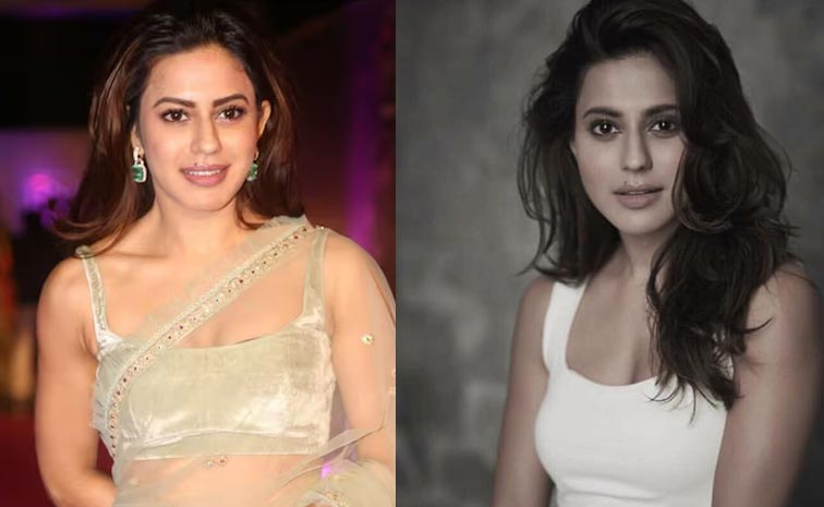 రన్యా రావుపై బీజేపీ ఎమ్మెల్యే అనుచిత వ్యాఖ్యలు | BJP MLA Basangouda ...