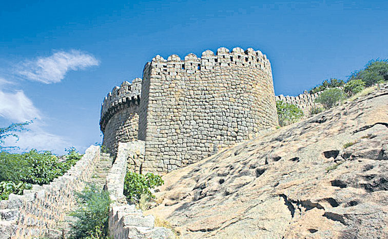 తెలంగాణ‌లో పర్యాటక ప్రాంతాలు ఇవే.. ఫుల్ లిస్ట్‌ | Telangana tourist ...