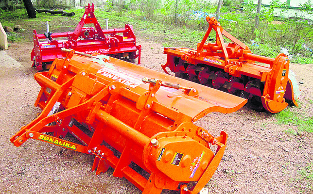 రాయితీపై యంత్ర పరికరాలు | - | Sakshi