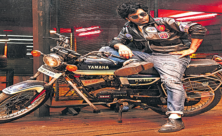 డబుల్‌ బొనాంజ | Sharwanand Plays Motorcycle Racer | Sakshi